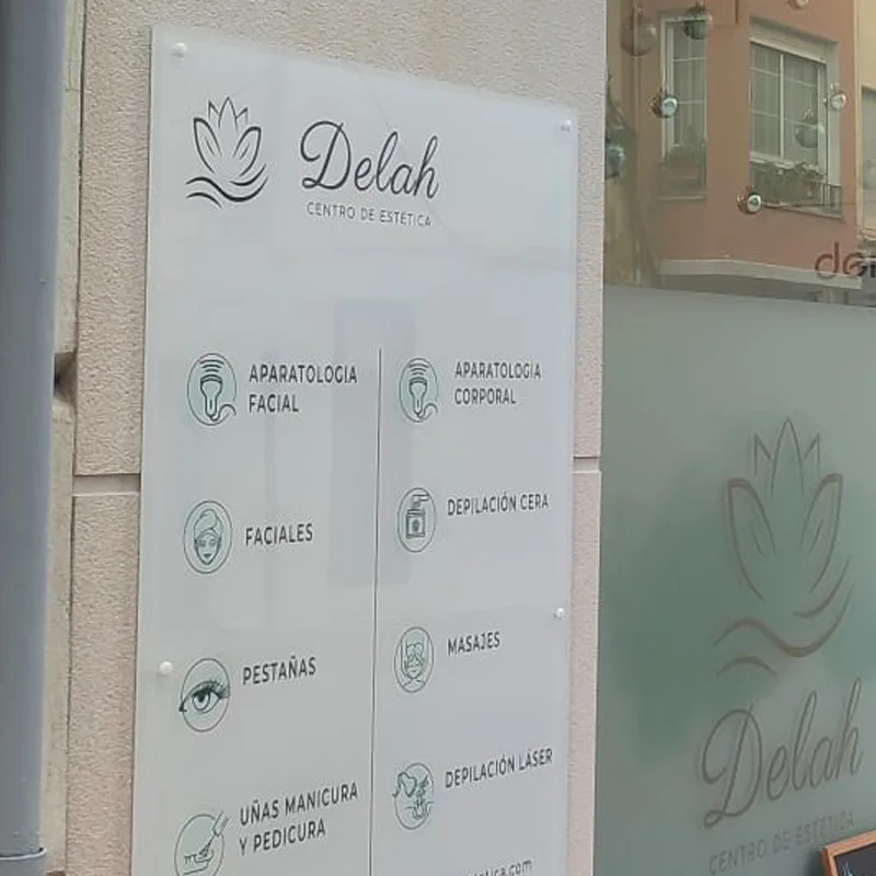 Placas de Metacrilato rotuladas con impresion (Low Cost)